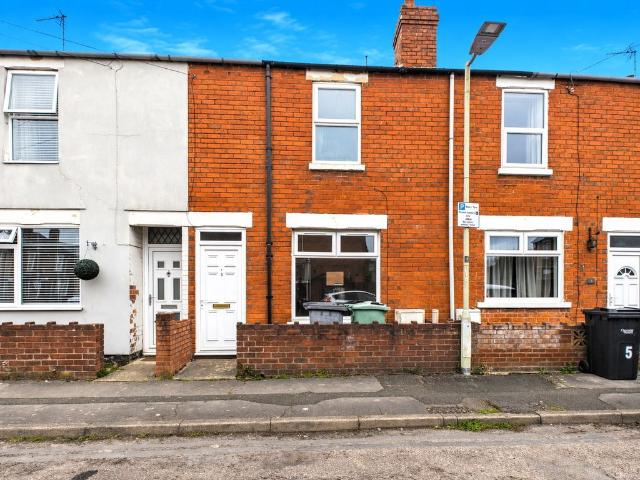 Serlo Road, Kingsholm GL1, 2 bed terraced house to rent, £1,100 pcm | PrimeLocation