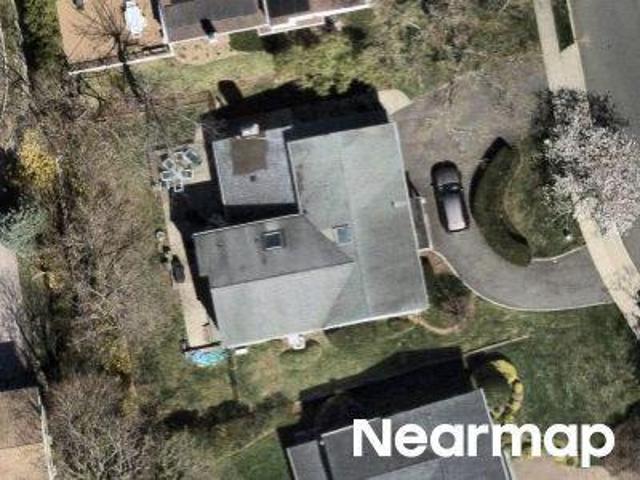 Serpentine Ln