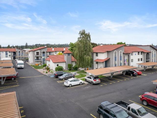 Serrano Apartments 2 Bedroom Apartment for Rent at 121 E Wedgewood Ave, Spokane, WA 99208 Nevada Lidgerwood