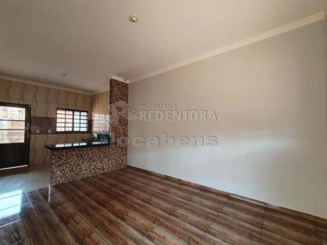 Setvalley Casa com 2 dormitórios sendo 1 tipo apartamento, 01 vaga de garagem