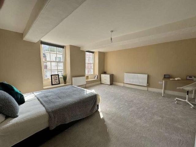 Set in a Rural Location Room 5