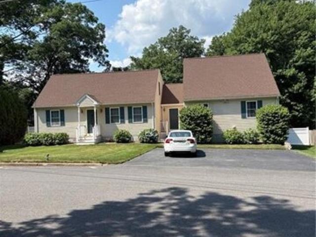 Setian Ln, West Warwick, Home For Sale