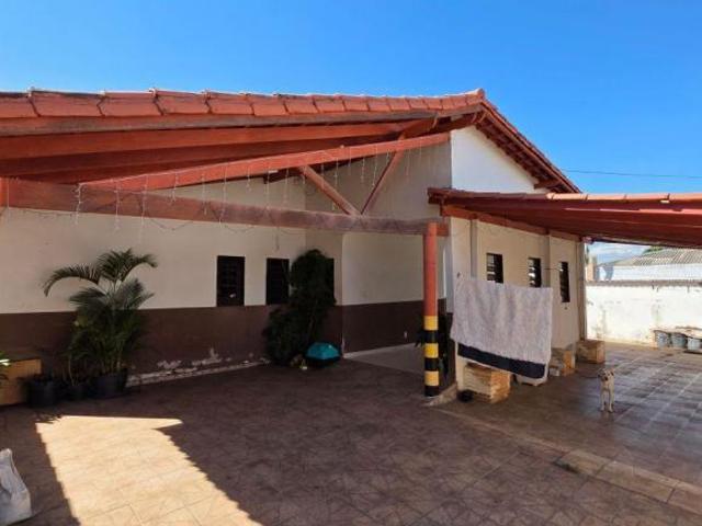 Setor de Mansões | 5 quartos 2 suítes | Lote 600m | Ac permuta