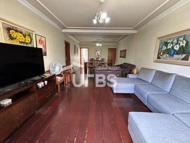 Setor Oeste Apartamento 4 quartos, sendo 1 suíte