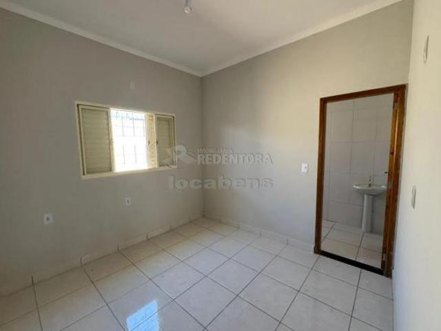 Setparque Avenida 2 Casa Nova, com 2 dorms, sala, coz, wc e garagens, estuda financiamento bancári
