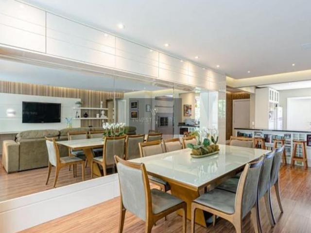 “Seu apartamento dos sonhos está aqui” ótimo Apartamento com 2 quartos sendo 1 suíte semi mobiliado