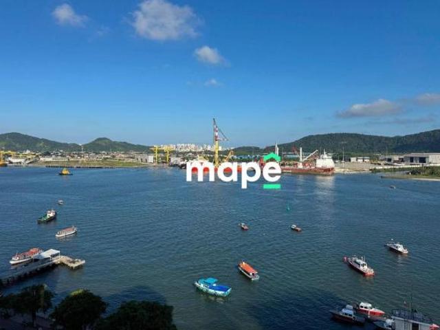 Seu Duplex na Ponta da Praia: Vista Mar, Hidromassagem e Manobrista