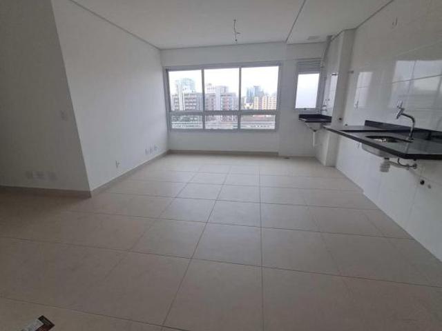 Seu novo começo em Santos, 8º andar com vista livre Cod: 400