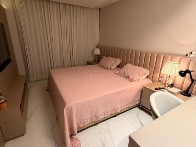 Seu Novo Imóvel com 274 m² Espera por Você