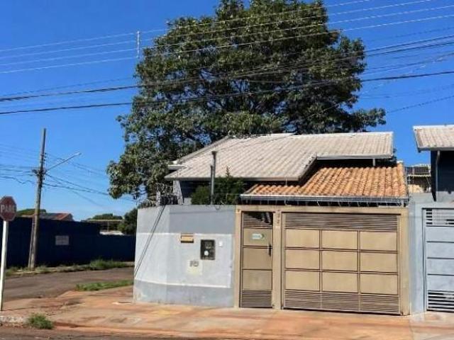 Seu Novo Lar! Casa com 02 Quartos no Bairro Guanandi!