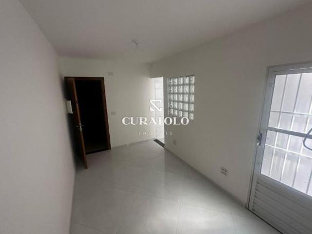 Seu novo lar em Santo André, apartamento estilo condomínio econômico, com 2 Dorms, 1 suíte, 1 vaga e