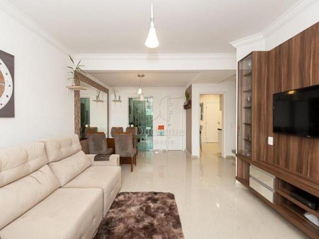 Sobrado Triplex à Venda no Vista Alegre em Curitib