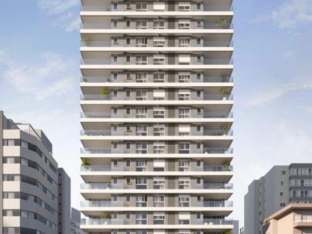 Seu Novo Lar no Centro de Torres, Apartamento com 2 Suítes e Vaga de Garagem