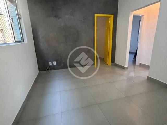 Seu novo lar no Embaré: apartamento com 2 quartos à venda em Santos