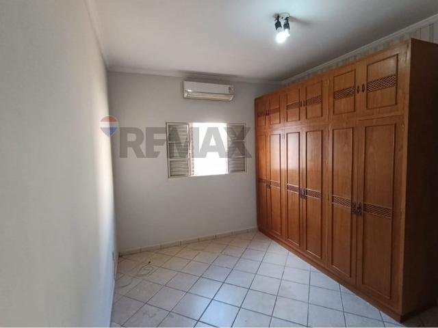 Seu Novo Lar no Jardim Ariano: 3 Quartos, 2 Vagas