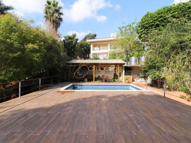 Seu Novo Lar na Chácara Monte Alegre: Casa com Piscina e Vista Para o Parque do Cordeiro