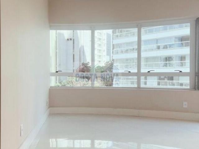 Seu refúgio urbano: 3 Dormitórios, 2 Vagas + Depósito, 104 m², Lazer Completo!