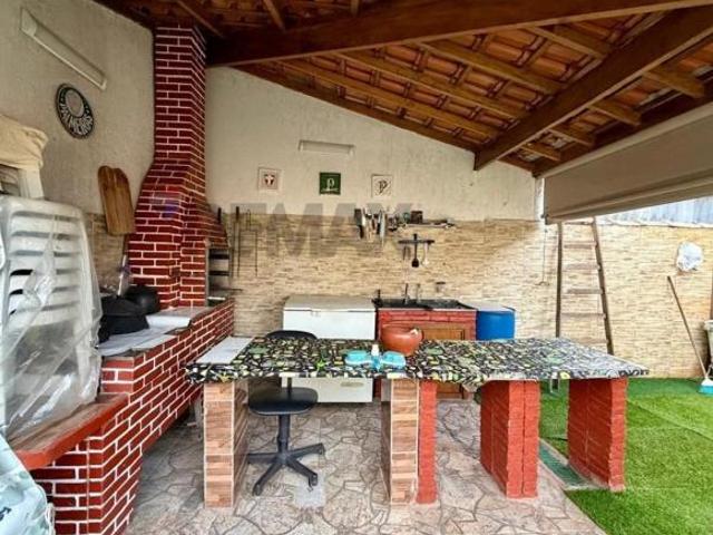 Seu Refúgio de Luxo em Peruíbe: Casa Imperdível!