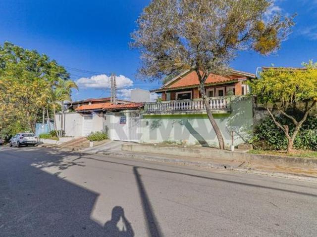 Seu Refúgio Ideal no Jardim dos Pinheiros!