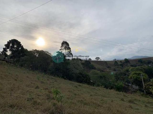 Seu Refúgio na Mantiqueira Está Aqui: Terreno Exclusivo