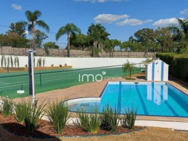 SEU REFÚGIO PARTICULAR: CASA TÉRREA COM PISCINA E QUADRA DE TÉNIS NO CONDOMÍNIO VILLAGE VISCONDE DE
