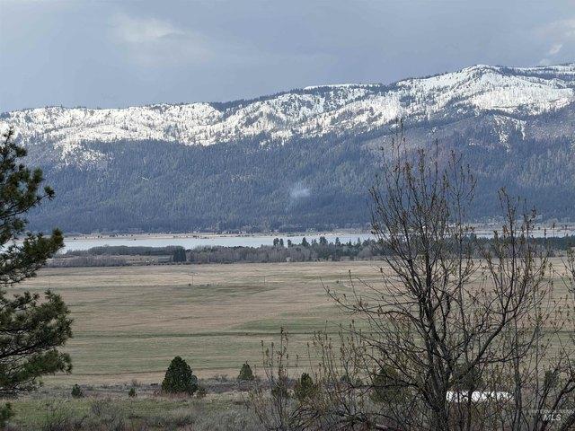 Seubert Ln, Donnelly, ID 83615