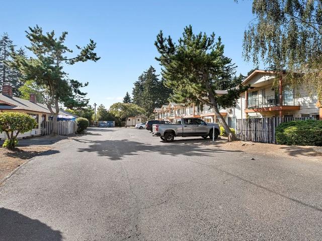 Seven Gables 2 Bedroom Apartment for Rent at 1021 Se 122nd Ave, Portland, OR 97233 Mill Park