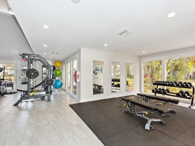 Seven Lakes at Carrollwood 2 Bedroom Apartment for Rent at 3303 N Lakeview Dr, Tampa, FL 33618