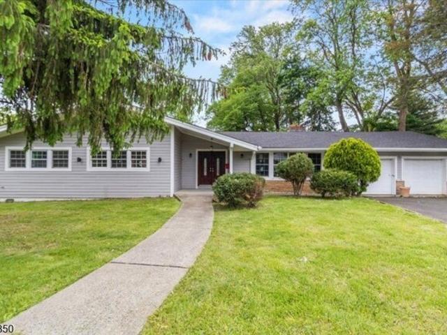 Seven Oaks Ct, City Of Orange Township, Home For Sale