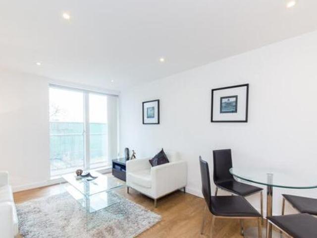 Seven Sea Gardens, Caspian Wharf, 1 Bedroom Flat