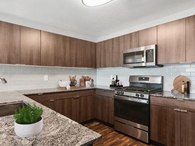Seven Skies Apartments 3 Bedroom Apartment for Rent at 168 E Midvillage Blvd, Sandy, UT 84070