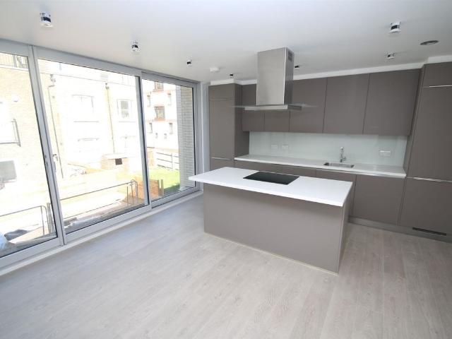 Seven Sisters Road, Finsbury Park N4, 1 bed flat to rent, £2,002 pcm | PrimeLocation
