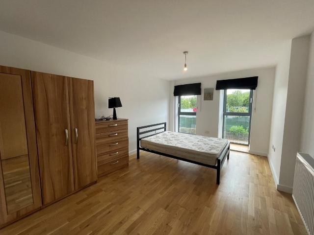 Seven Sisters Road, London N4, 4 bed flat to rent, £4,500 pcm | PrimeLocation