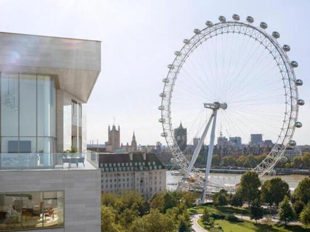 Seven, Southbank Place, 3 Bedroom Apartment