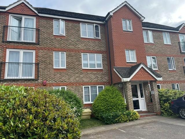 Sevenoaks Close, Sutton, SM2 2 bed apartment to rent £1,700 pcm £392 pw