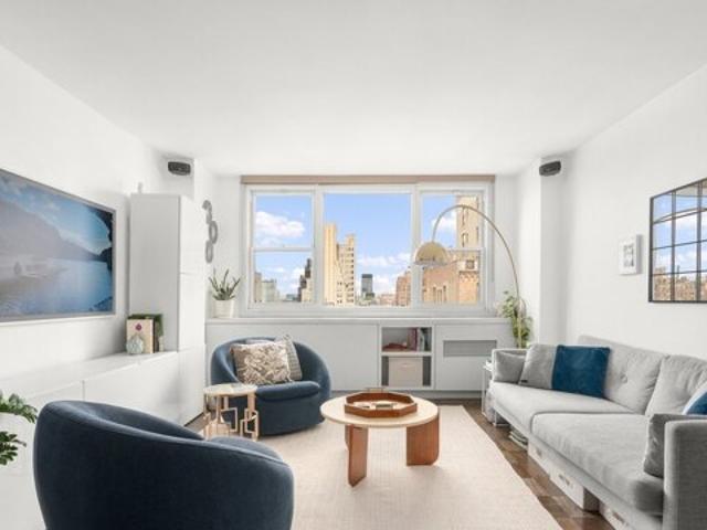 Seventh Ave Unit H, New York, Property For Sale