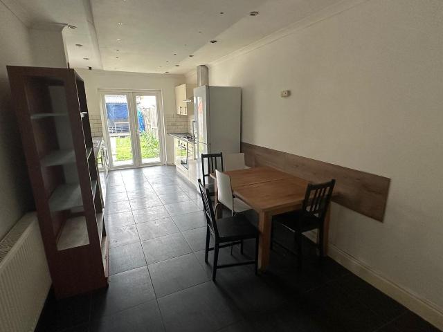 Seventh Avenue E12, 6 bed terraced house to rent, £3,000 pcm | PrimeLocation