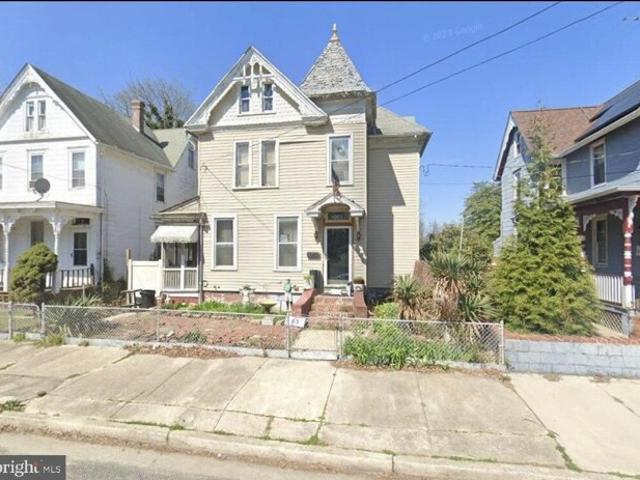 Seventh St, Salem, Home For Sale