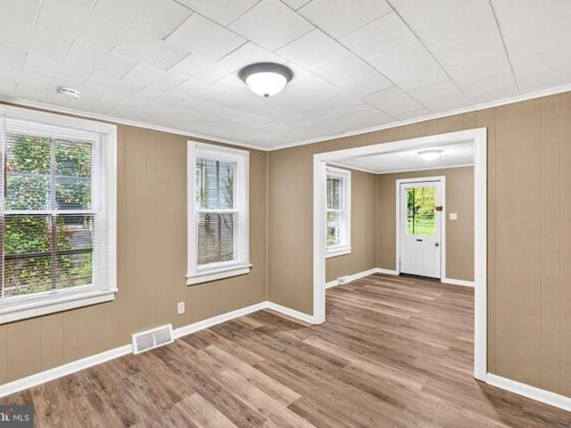 Seventh St, Salem, Home For Sale
