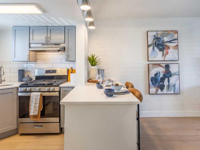 Seventh Studio Apartment for Rent at 5145 N 7th St, Phoenix, AZ 85014