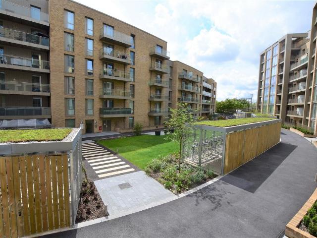 Severn Court, West Drayton UB7, 3 bed flat to rent, £2,500 pcm | PrimeLocation