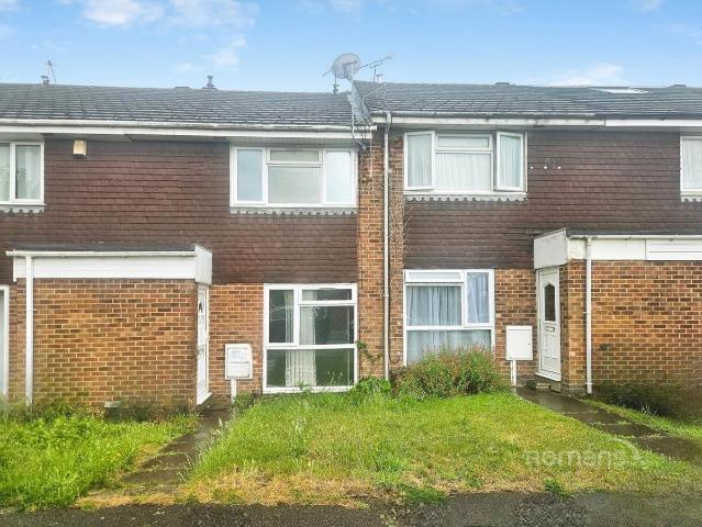 Severn Crescent, Slough, Berkshire SL3, 3 bed property to rent, £1,600 pcm | PrimeLocation