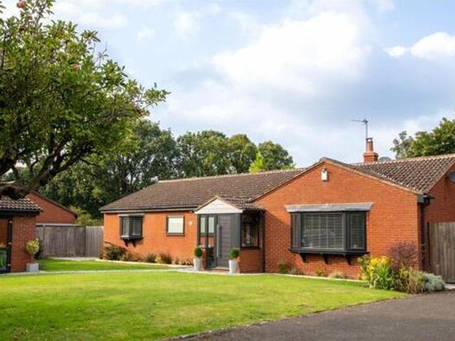 Severn Heights, Holt Heath, 3 Bedroom Bungalow