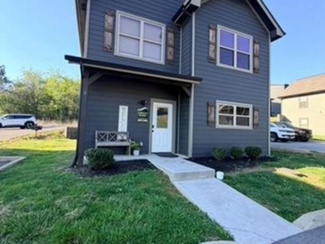 Sevierville, TN 37862