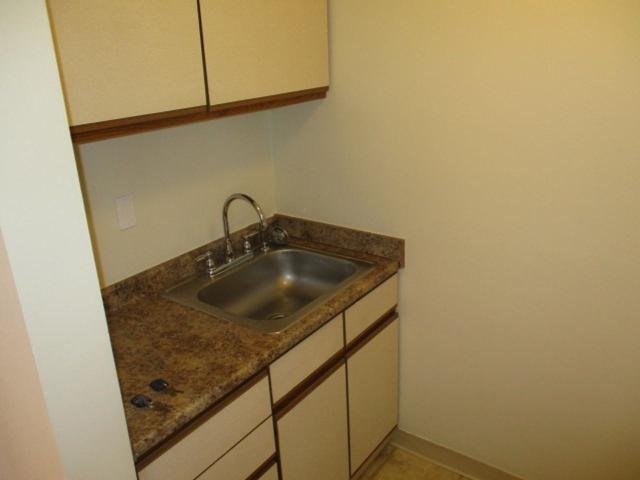 SEW 320 B 1 Bedroom Apartment for Rent at 320 Ohio River Blvd, Sewickley, PA 15143 Sewickley