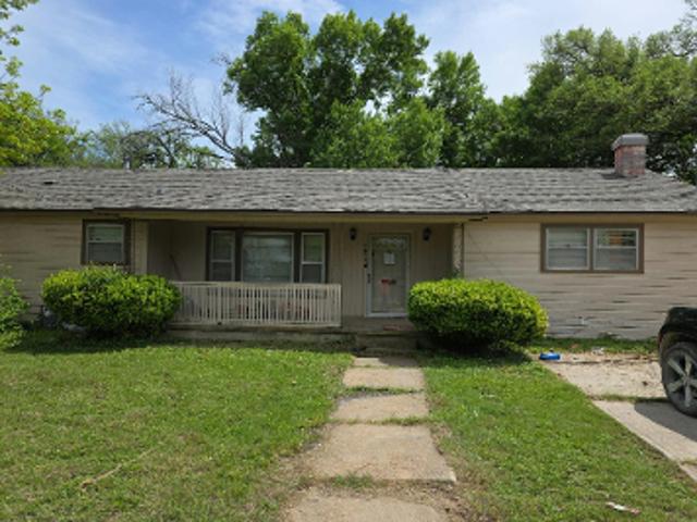 Sewanee Dr