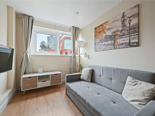 Seward Street, London EC1V, 2 bed flat to rent, £3,250 pcm | PrimeLocation