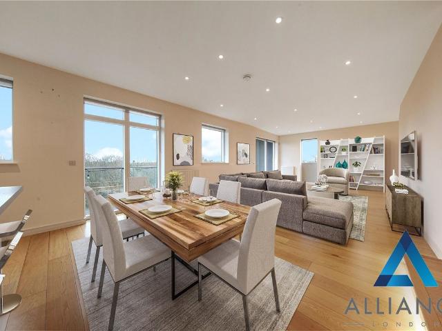 Sewardstone Road, London E2, 3 bed flat to rent, £6,000 pcm | PrimeLocation