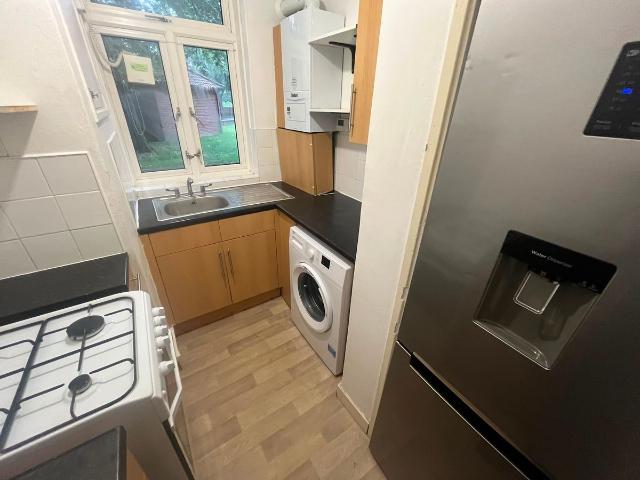 Sewardstone Road, London E2, Studio to rent, £1,600 pcm | PrimeLocation