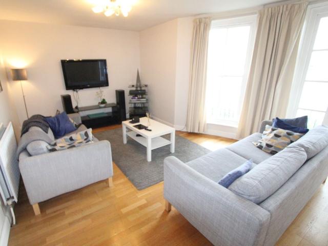 Sextant Avenue, London E14, 3 bed flat to rent, £2,700 pcm | PrimeLocation
